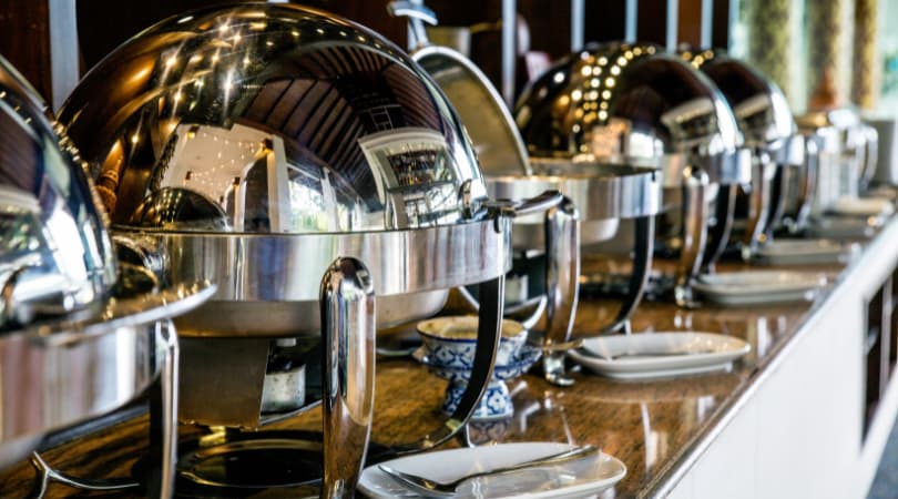 A Guide to Choose Buffetware: Types, Styles, and Maintain them