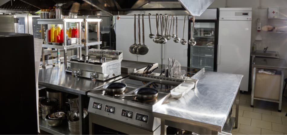 Essential Restaurant Equipment: Must-Haves for every Kitchen