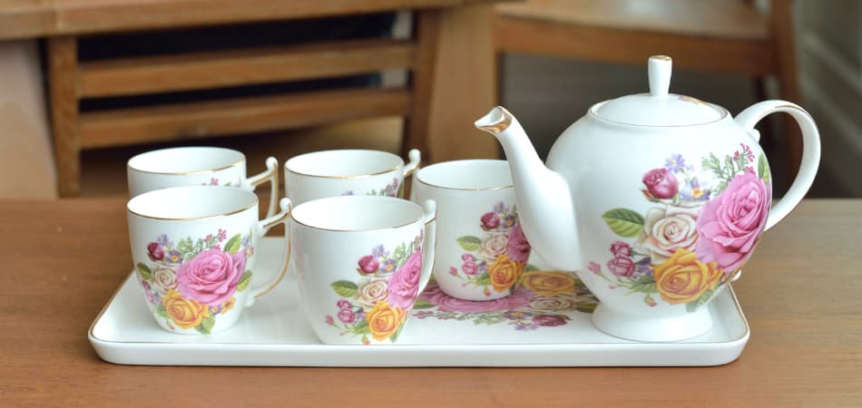 8 Different Types of Food and Beverage Service Equipment